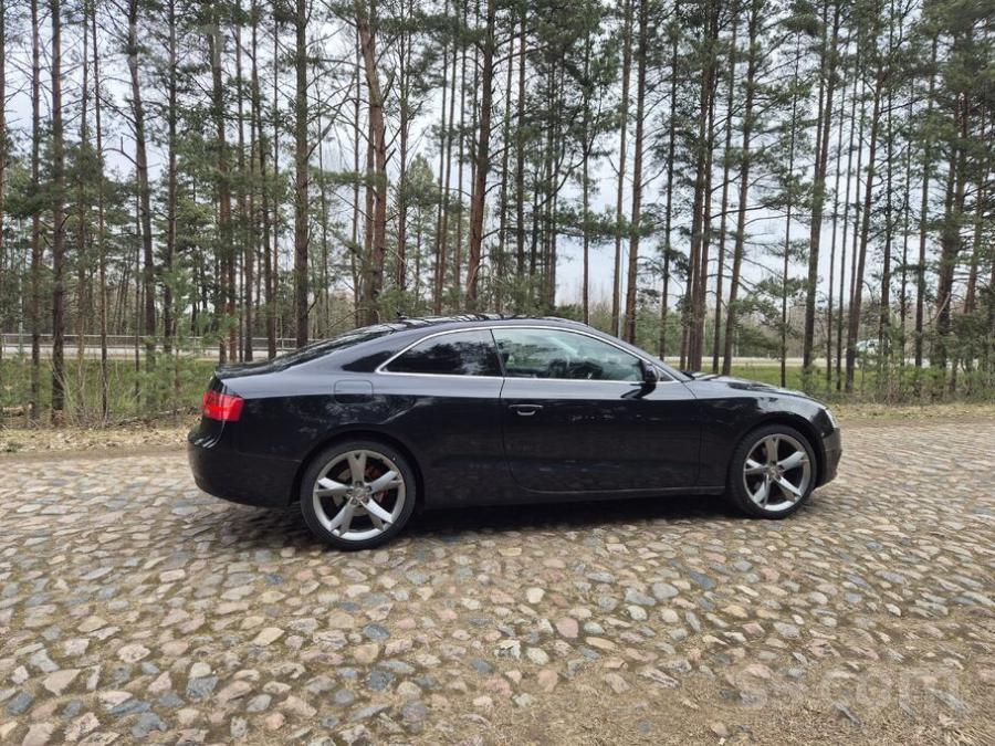Melns Audi A5 2012 Jēkabpils, ar dzinēja tilpumu 2.00 L un nobraukumu 255 tūkst. km par 8490 €, foto 6 vietnē AUTOMOTO.COM.LV