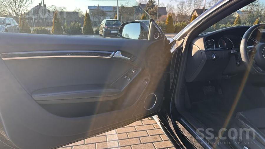 Black Audi A5 2012 in Riga, with an engine capacity of 3.00 L and mileage of 0 thousand km for 9300 €, photo 12 on AUTOMOTO.COM.LV