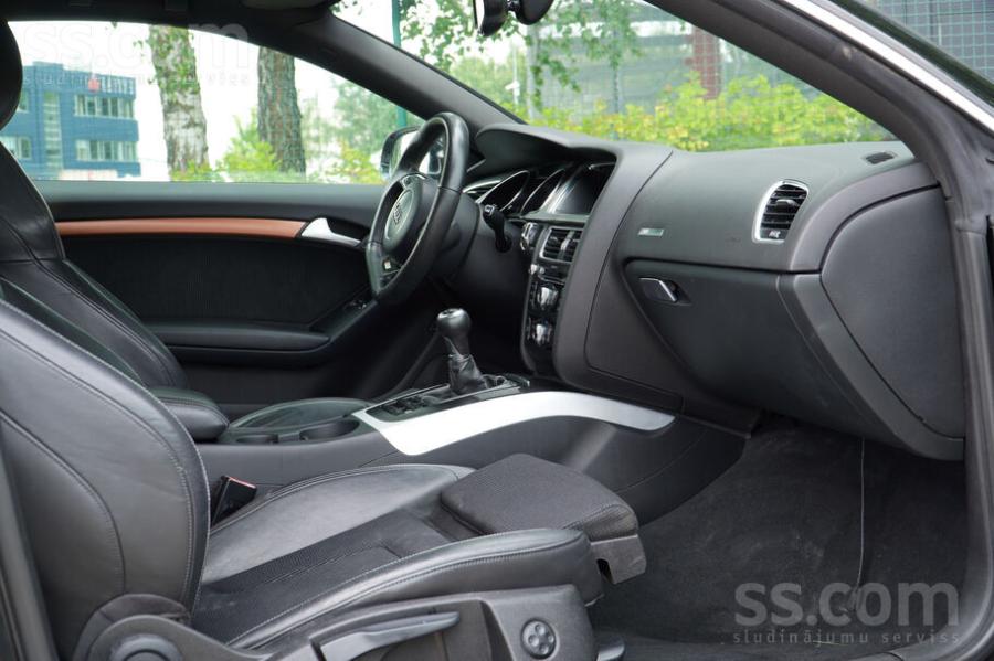 Melns Audi A5 2012 Rīga, ar dzinēja tilpumu 1.80 L un nobraukumu 162 tūkst. km par 8490 €, foto 16 vietnē AUTOMOTO.COM.LV