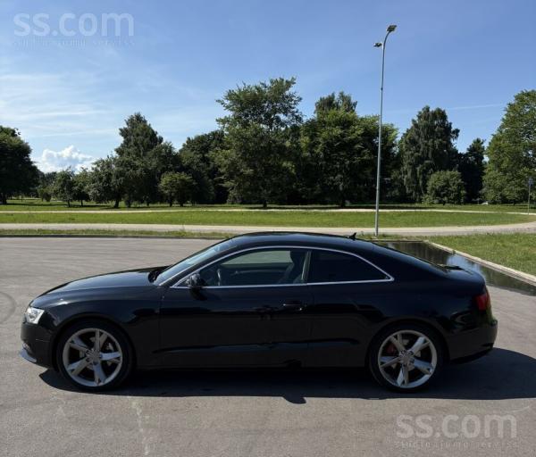 Melns Audi A5 2012 Rīga, ar dzinēja tilpumu 2.00 L un nobraukumu 267 tūkst. km par 8250 €, foto 3 vietnē AUTOMOTO.COM.LV