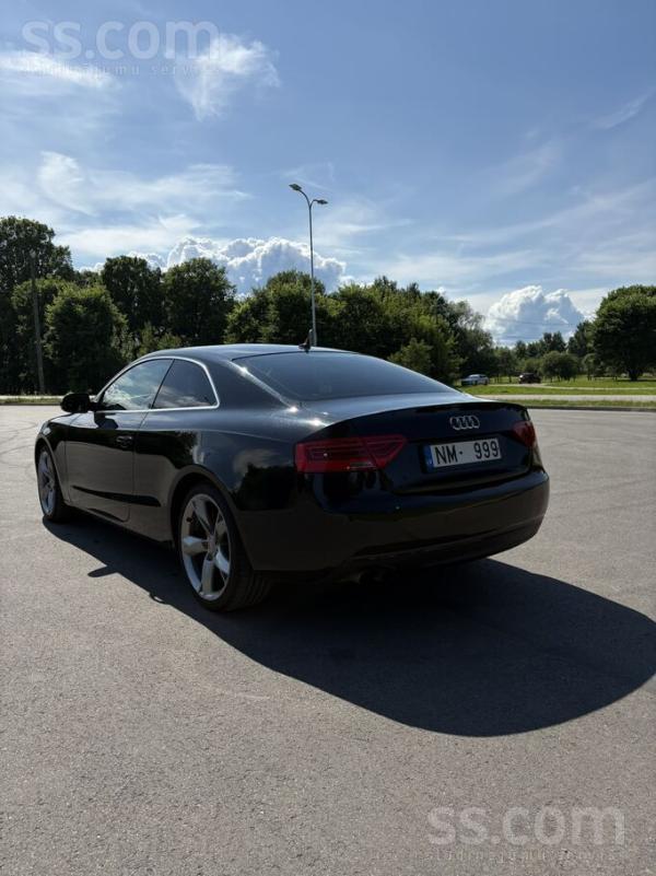 Melns Audi A5 2012 Rīga, ar dzinēja tilpumu 2.00 L un nobraukumu 267 tūkst. km par 8250 €, foto 4 vietnē AUTOMOTO.COM.LV