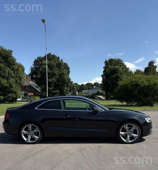 Melns Audi A5 2012 Rīga, ar dzinēja tilpumu 2.00 L un nobraukumu 267 tūkst. km par 8250 €, foto 7 vietnē AUTOMOTO.COM.LV