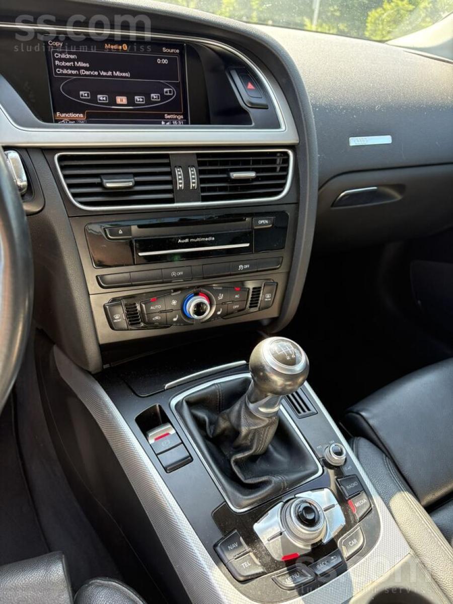 Melns Audi A5 2012 Rīga, ar dzinēja tilpumu 2.00 L un nobraukumu 267 tūkst. km par 8250 €, foto 11 vietnē AUTOMOTO.COM.LV