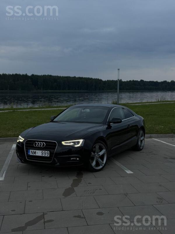 Black Audi A5 2012 in Riga, with an engine capacity of 2.00 L and mileage of 267 thousand km for 8250 €, photo 1 on AUTOMOTO.COM.LV