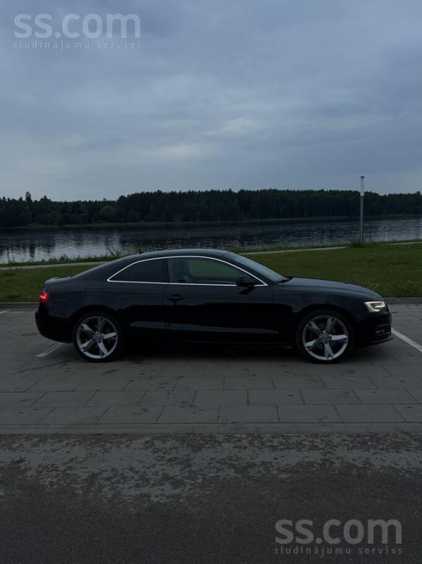 Black Audi A5 2012 in Riga, with an engine capacity of 2.00 L and mileage of 267 thousand km for 8250 €, photo 4 on AUTOMOTO.COM.LV