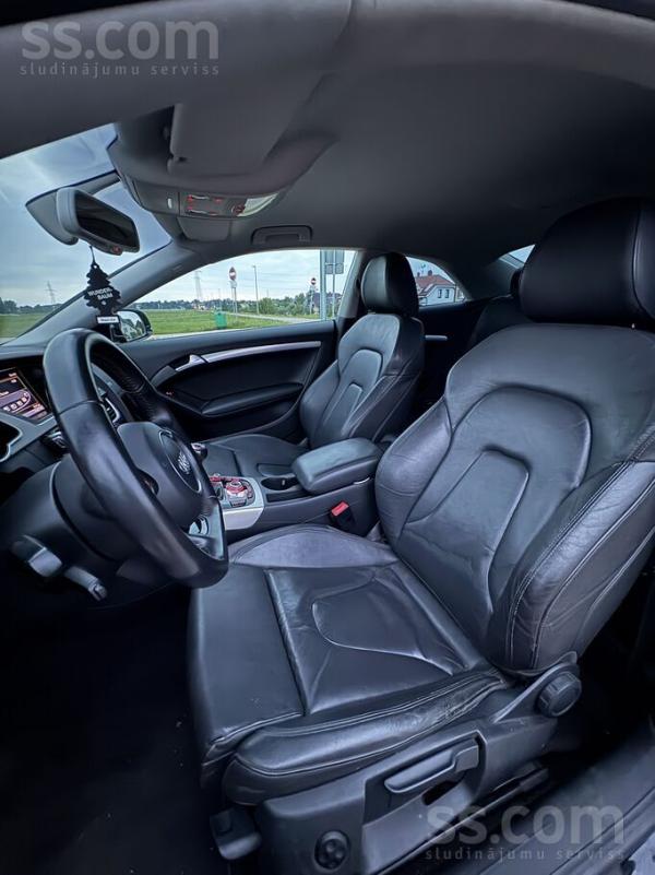 Black Audi A5 2012 in Riga, with an engine capacity of 2.00 L and mileage of 267 thousand km for 8250 €, photo 9 on AUTOMOTO.COM.LV