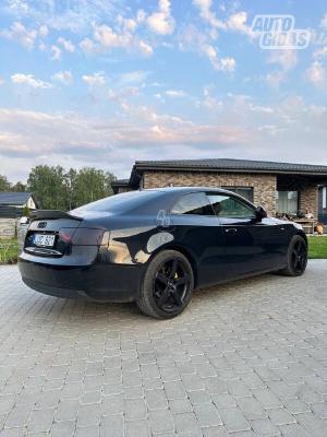 Black Audi A5 2012 in Vilnius, with an engine capacity of 2.00 L and mileage of 230 thousand km for 9999 €, photo 9 on AUTOMOTO.COM.LV