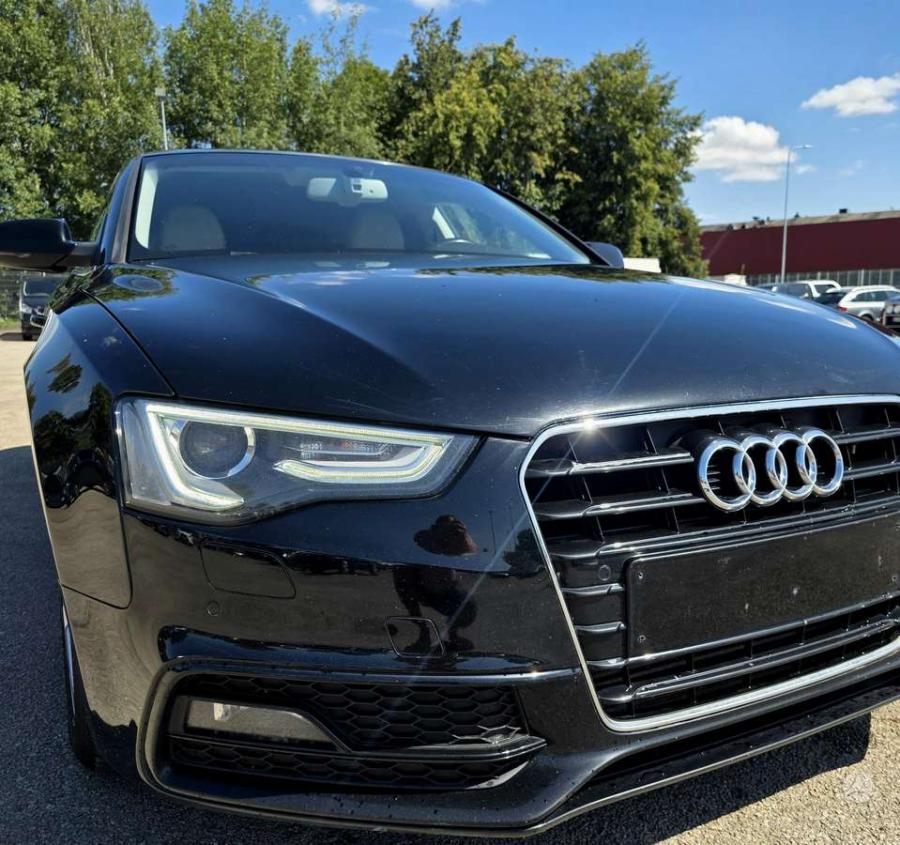 Melns Audi A5 2012 Marijampole, ar dzinēja tilpumu 2.97 L un nobraukumu 272 tūkst. km par 7250 €, foto 7 vietnē AUTOMOTO.COM.LV