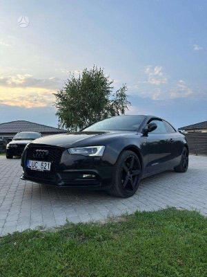 Melns Audi A5 2012 Viļņa, ar dzinēja tilpumu 1.97 L un nobraukumu 230 tūkst. km par 9900 €, foto  vietnē AUTOMOTO.COM.LV