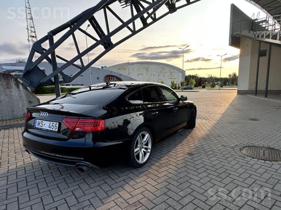 Black Audi A5 2012 in Riga, with an engine capacity of 1.80 L and mileage of 242 thousand km for 8900 €, photo 5 on AUTOMOTO.COM.LV