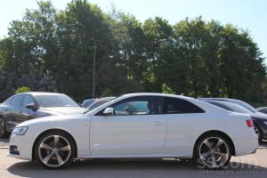 Black Audi A5 2013 in Tukums, with an engine capacity of 2.00 L and mileage of 249 thousand km for 10900 €, photo 3 on AUTOMOTO.COM.LV