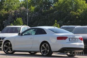 Black Audi A5 2013 in Tukums, with an engine capacity of 2.00 L and mileage of 249 thousand km for 10900 €, photo 4 on AUTOMOTO.COM.LV