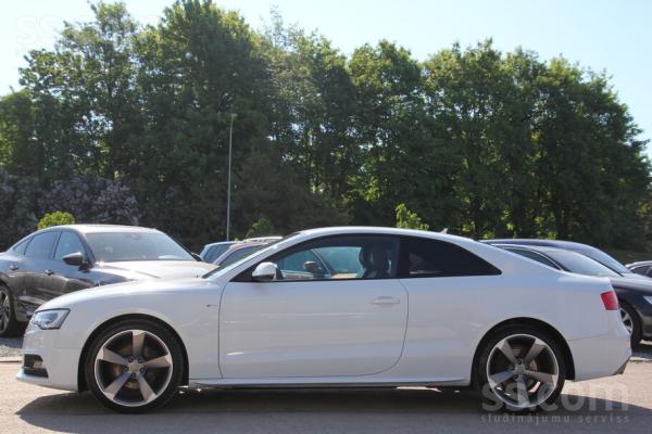 Black Audi A5 2013 in Tukums, with an engine capacity of 2.00 L and mileage of 249 thousand km for 10900 €, photo 2 on AUTOMOTO.COM.LV