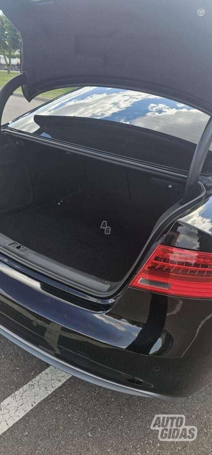Black Audi A5 2013 in Kaunas, with an engine capacity of 2.00 L and mileage of 174 thousand km for 9000 €, photo 14 on AUTOMOTO.COM.LV