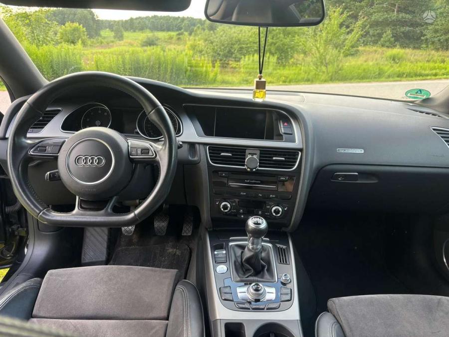 Melns Audi A5 2014 Viļņa, ar dzinēja tilpumu 1.98 L un nobraukumu 173 tūkst. km par 11600 €, foto 9 vietnē AUTOMOTO.COM.LV