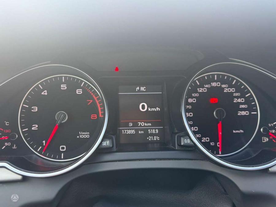 Melns Audi A5 2014 Viļņa, ar dzinēja tilpumu 1.98 L un nobraukumu 173 tūkst. km par 11600 €, foto 13 vietnē AUTOMOTO.COM.LV