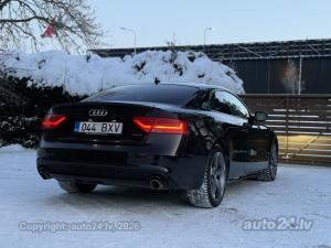 Melns Audi A5 2015 Tallina, ar dzinēja tilpumu 3.00 L un nobraukumu 231 tūkst. km par 13000 €, foto 4 vietnē AUTOMOTO.COM.LV