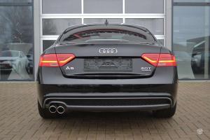 Black Audi A5 2016 in Vilnius, with an engine capacity of 1.98 L and mileage of 133 thousand km for 13000 €, photo 9 on AUTOMOTO.COM.LV