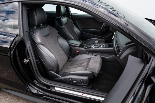 Melns Audi A5 2016 Rīga, ar dzinēja tilpumu 3.00 L un nobraukumu 141 tūkst. km par 22850 €, foto 6 vietnē AUTOMOTO.COM.LV