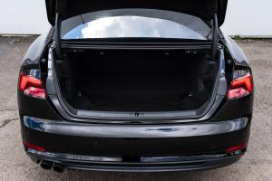 Melns Audi A5 2016 Rīga, ar dzinēja tilpumu 3.00 L un nobraukumu 141 tūkst. km par 22850 €, foto 9 vietnē AUTOMOTO.COM.LV