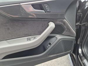 Black Audi A5 2016 in Kaunas, with an engine capacity of 2.97 L and mileage of 156 thousand km for 14900 €, photo 9 on AUTOMOTO.COM.LV