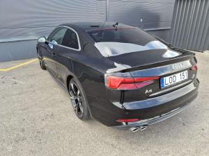 Black Audi A5 2016 in Kaunas, with an engine capacity of 2.97 L and mileage of 156 thousand km for 14900 €, photo 16 on AUTOMOTO.COM.LV