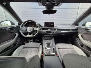 Black Audi A5 2016 in Kaunas, with an engine capacity of 2.97 L and mileage of 156 thousand km for 14900 €, photo 19 on AUTOMOTO.COM.LV