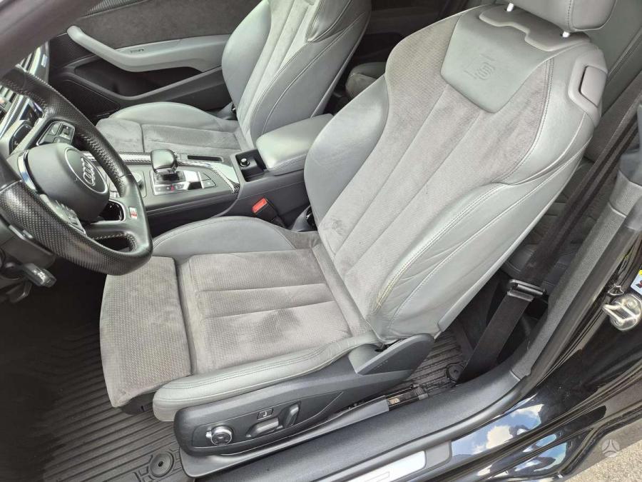 Black Audi A5 2016 in Kaunas, with an engine capacity of 2.97 L and mileage of 156 thousand km for 14900 €, photo 22 on AUTOMOTO.COM.LV