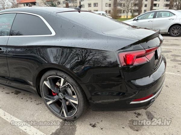 Melns Audi A5 2018 Tallina, ar dzinēja tilpumu 2.00 L un nobraukumu 78 tūkst. km par 35000 €, foto 5 vietnē AUTOMOTO.COM.LV