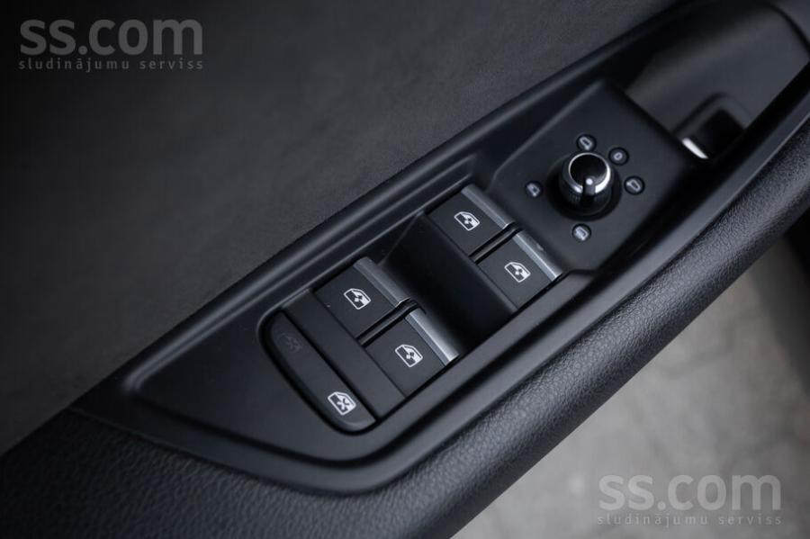 Black Audi A5 2018 in Jelgava, with an engine capacity of 3.00 L and mileage of 181 thousand km for 26400 €, photo 11 on AUTOMOTO.COM.LV
