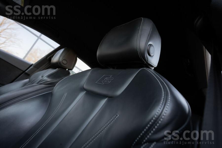 Black Audi A5 2018 in Jelgava, with an engine capacity of 3.00 L and mileage of 181 thousand km for 26400 €, photo 25 on AUTOMOTO.COM.LV