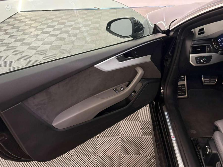 Melns Audi A5 2018 Marijampole, ar dzinēja tilpumu 1.97 L un nobraukumu 337 tūkst. km par 15500 €, foto 27 vietnē AUTOMOTO.COM.LV
