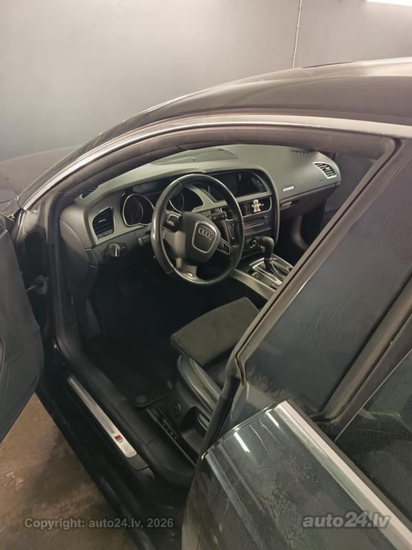 Black Audi A5 2009 in Jogeva, with an engine capacity of 2.70 L and mileage of 358 thousand km for 6500 €, photo 11 on AUTOMOTO.COM.LV