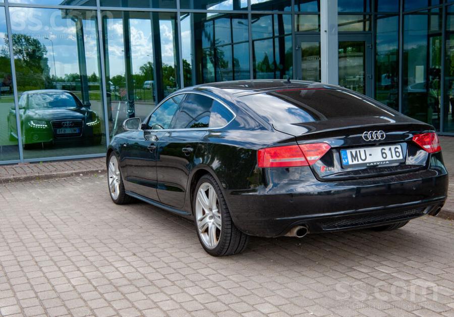 Black Audi A5 2009 in Cesis, with an engine capacity of 3.00 L and mileage of 219 thousand km for 6900 €, photo 5 on AUTOMOTO.COM.LV