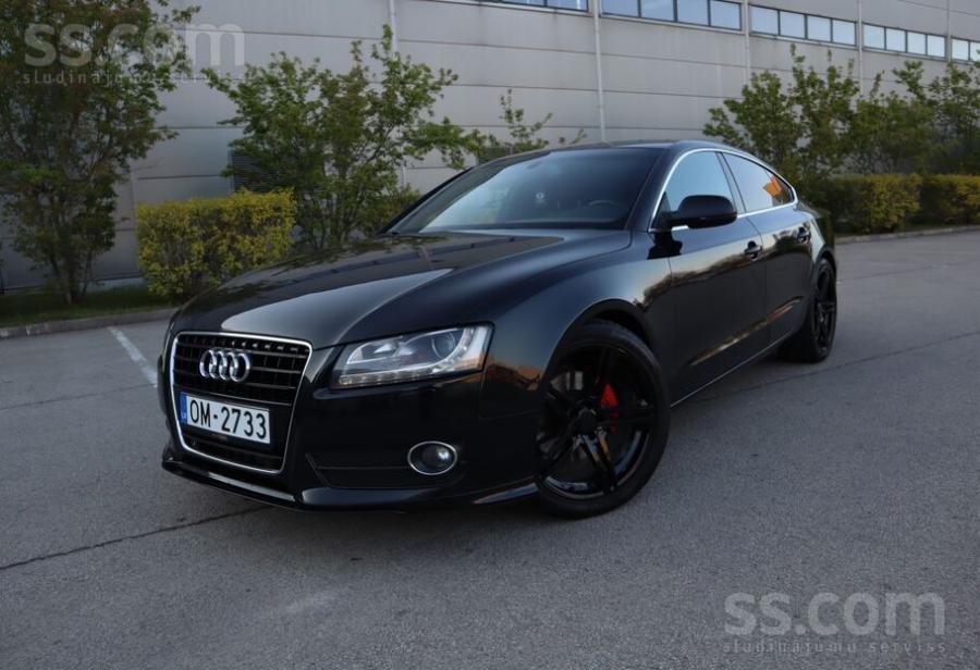 Black Audi A5 2009 in Riga, with an engine capacity of 3.00 L and mileage of 319 thousand km for 7990 €, photo 1 on AUTOMOTO.COM.LV