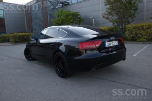 Black Audi A5 2009 in Riga, with an engine capacity of 3.00 L and mileage of 319 thousand km for 7990 €, photo 4 on AUTOMOTO.COM.LV
