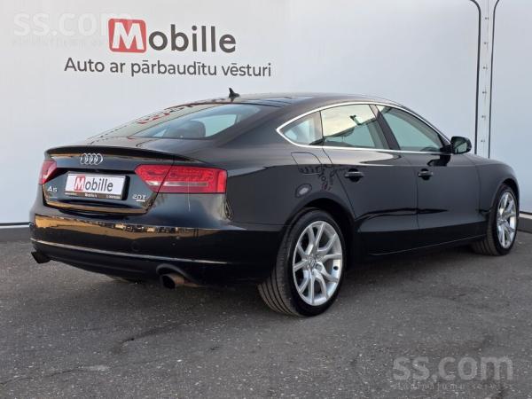 Black Audi A5 2009 in Riga, with an engine capacity of 2.00 L and mileage of 188 thousand km for 8800 €, photo 6 on AUTOMOTO.COM.LV