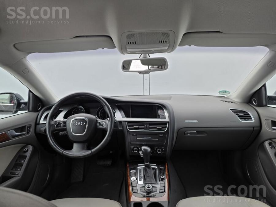 Black Audi A5 2009 in Riga, with an engine capacity of 2.00 L and mileage of 188 thousand km for 8800 €, photo 8 on AUTOMOTO.COM.LV