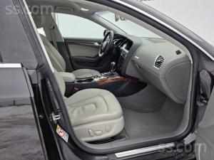 Black Audi A5 2009 in Riga, with an engine capacity of 2.00 L and mileage of 188 thousand km for 8800 €, photo 21 on AUTOMOTO.COM.LV