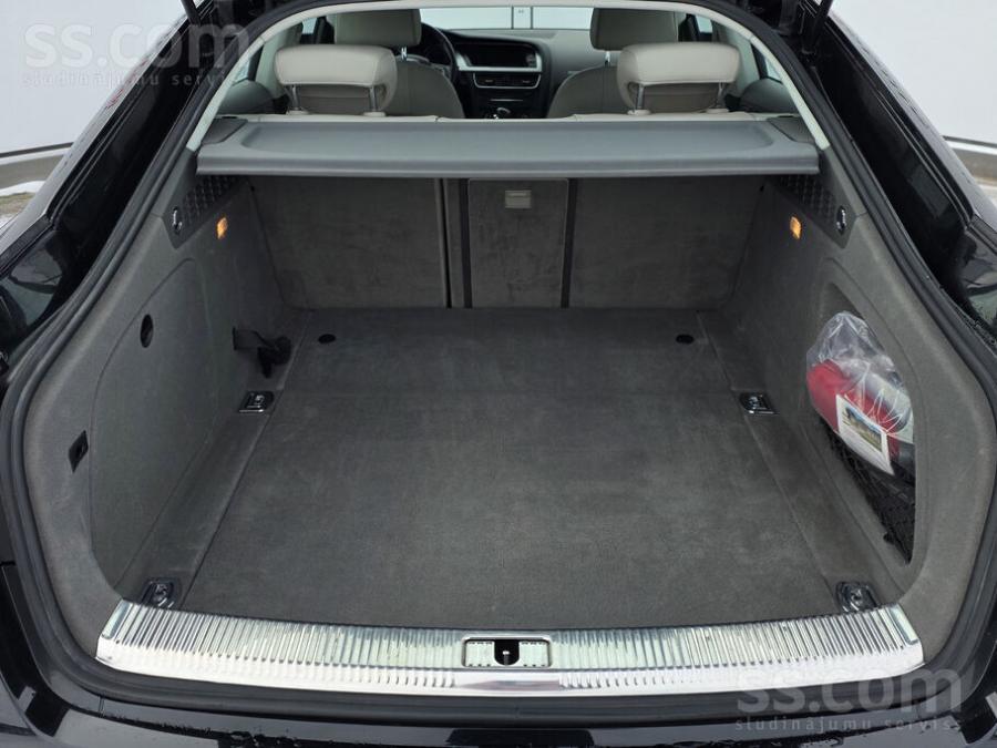 Black Audi A5 2009 in Riga, with an engine capacity of 2.00 L and mileage of 188 thousand km for 8800 €, photo 24 on AUTOMOTO.COM.LV