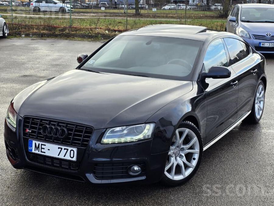 Melns Audi A5 2009 Rīga, ar dzinēja tilpumu 3.00 L un nobraukumu 325 tūkst. km par 10990 €, foto 1 vietnē AUTOMOTO.COM.LV