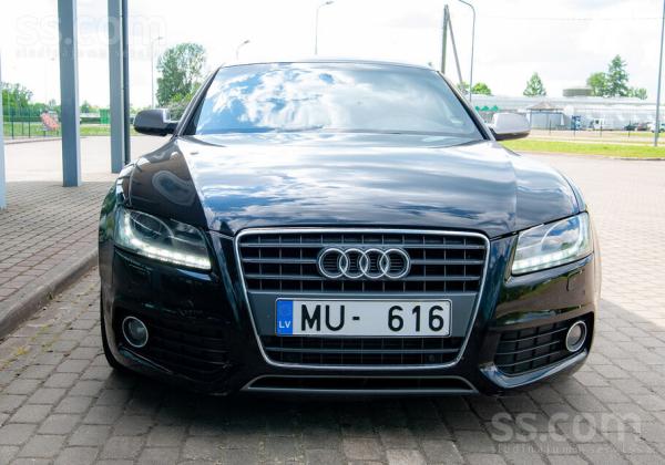 Black Audi A5 2009 in Cesis, with an engine capacity of 3.00 L and mileage of 219 thousand km for 6900 €, photo 1 on AUTOMOTO.COM.LV