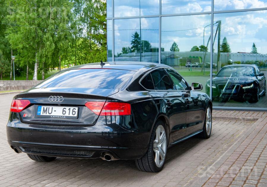 Black Audi A5 2009 in Cesis, with an engine capacity of 3.00 L and mileage of 219 thousand km for 6900 €, photo 7 on AUTOMOTO.COM.LV