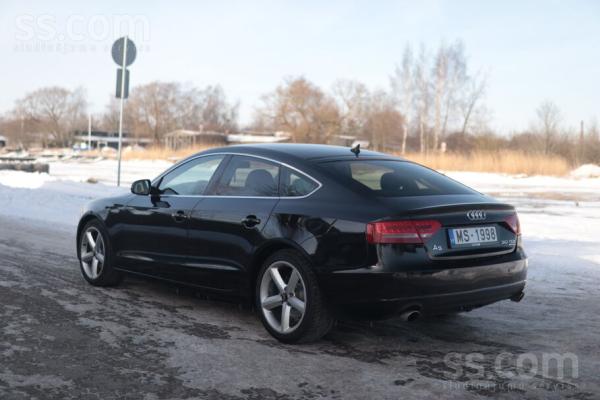 Melns Audi A5 2009 Liepāja, ar dzinēja tilpumu 3.00 L un nobraukumu 303 tūkst. km par 7500 €, foto 4 vietnē AUTOMOTO.COM.LV