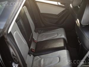 Black Audi A5 2009 in Liepaja, with an engine capacity of 3.00 L and mileage of 303 thousand km for 7500 €, photo 15 on AUTOMOTO.COM.LV