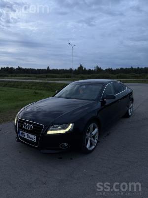 Black Audi A5 2009 in Riga, with an engine capacity of 3.00 L and mileage of 345 thousand km for 6500 €, photo 5 on AUTOMOTO.COM.LV