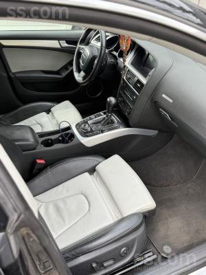 Black Audi A5 2009 in Riga, with an engine capacity of 3.00 L and mileage of 345 thousand km for 6500 €, photo 9 on AUTOMOTO.COM.LV
