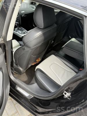 Black Audi A5 2009 in Riga, with an engine capacity of 3.00 L and mileage of 345 thousand km for 6500 €, photo 11 on AUTOMOTO.COM.LV