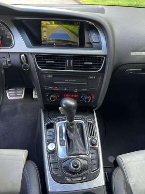 Black Audi A5 2009 in Vilnius, with an engine capacity of 3.00 L and mileage of 245 thousand km for 7650 €, photo 15 on AUTOMOTO.COM.LV