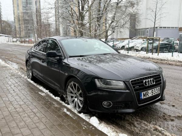 Black Audi A5 2010 in Riga, with an engine capacity of 3.00 L and mileage of 346 thousand km for 9000 €, photo 2 on AUTOMOTO.COM.LV